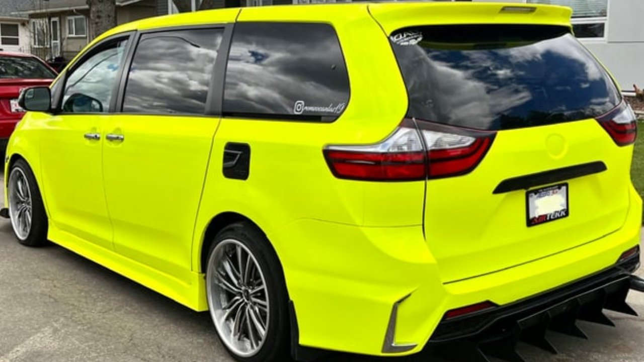 Toyota Sienna 2025: A Perfect Blend of Hybrid Efficiency, Space, and ...